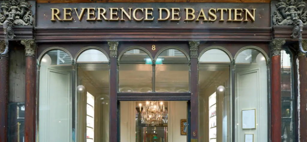 Book a Treatment - Révérence de Bastien Paris